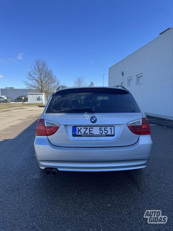 Pelēks BMW 325 2007 Klaipėda, ar dzinēja tilpumu 3.00 L un nobraukumu 428 tūkst. km par 2750 €, foto 8 vietnē AUTOMOTO.COM.LV