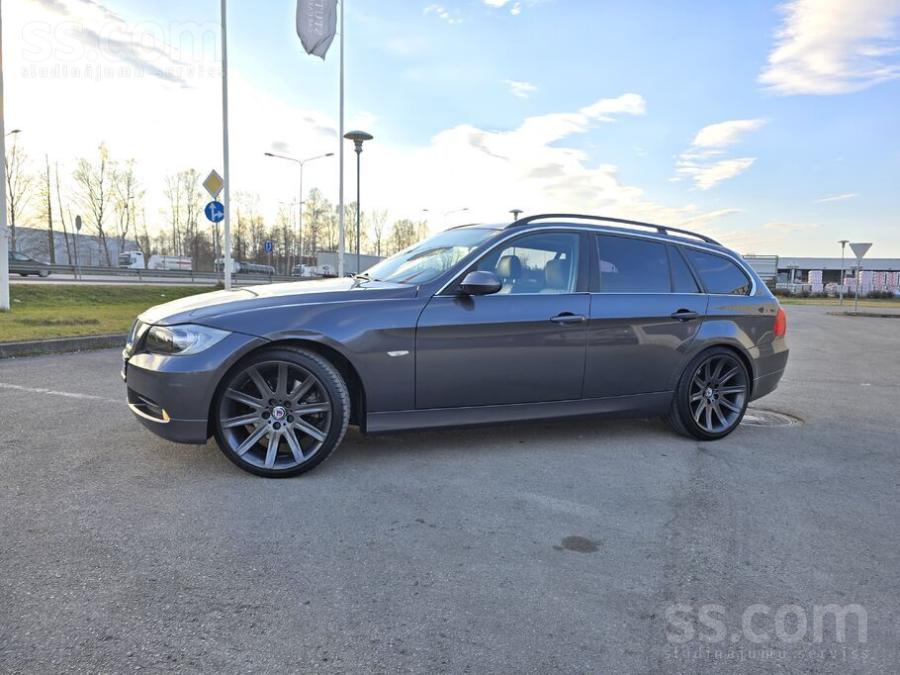 Grey BMW 325 2007 in Riga, with an engine capacity of 3.00 L and mileage of 269 thousand km for 4500 €, photo 14 on AUTOMOTO.COM.LV