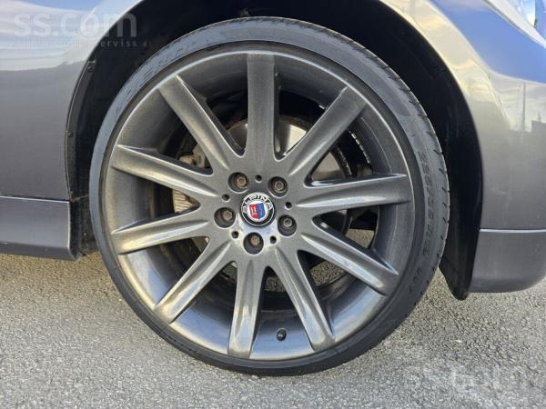 Grey BMW 325 2007 in Riga, with an engine capacity of 3.00 L and mileage of 271 thousand km for 4350 €, photo 6 on AUTOMOTO.COM.LV