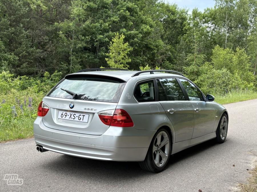 Grey BMW 325 2007 in Silale, with an engine capacity of 3.00 L and mileage of 334 thousand km for 4199 €, photo 6 on AUTOMOTO.COM.LV