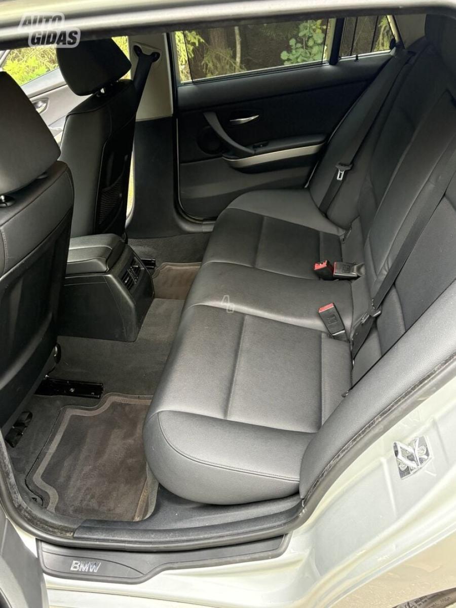Grey BMW 325 2007 in Silale, with an engine capacity of 3.00 L and mileage of 334 thousand km for 4199 €, photo 16 on AUTOMOTO.COM.LV