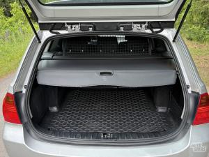 Grey BMW 325 2007 in Silale, with an engine capacity of 3.00 L and mileage of 334 thousand km for 4199 €, photo 17 on AUTOMOTO.COM.LV