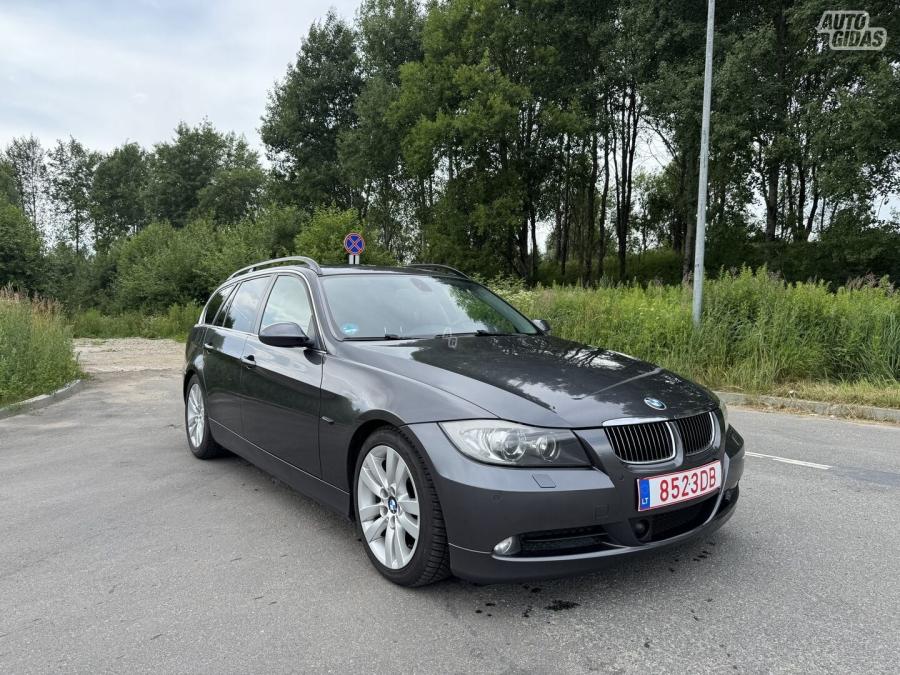 Серый БМВ 325 2007 в Вильнюс, объемом двигателя 3.00 л и пробегом 305 тыс. км за 4700 €, фото 4 на AUTOMOTO.COM.LV