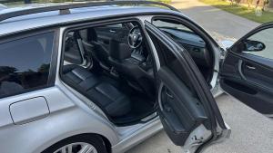 Pelēks BMW 325 2007 Viļņa, ar dzinēja tilpumu 2.99 L un nobraukumu 325 tūkst. km par 6200 €, foto 15 vietnē AUTOMOTO.COM.LV