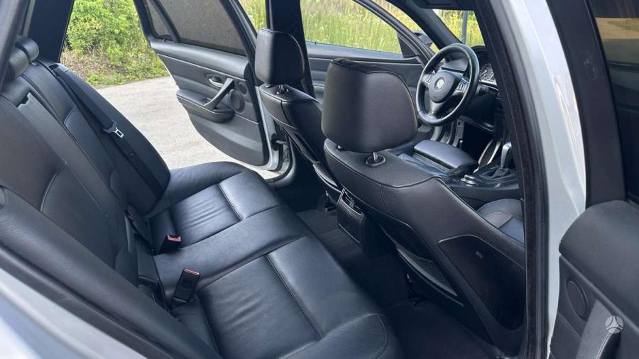 Pelēks BMW 325 2007 Viļņa, ar dzinēja tilpumu 2.99 L un nobraukumu 325 tūkst. km par 6200 €, foto 16 vietnē AUTOMOTO.COM.LV