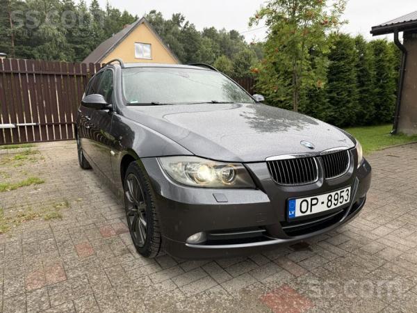 Pelēks BMW 325 2007 Jelgava, ar dzinēja tilpumu 3.00 L un nobraukumu 291 tūkst. km par 5250 €, foto 3 vietnē AUTOMOTO.COM.LV
