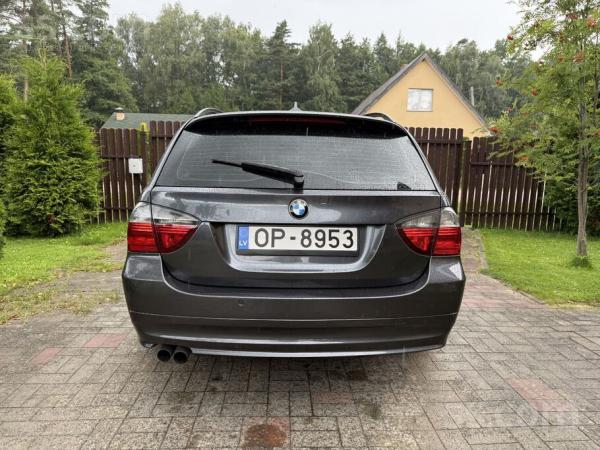 Pelēks BMW 325 2007 Jelgava, ar dzinēja tilpumu 3.00 L un nobraukumu 291 tūkst. km par 5250 €, foto 5 vietnē AUTOMOTO.COM.LV
