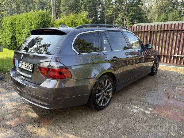 Pelēks BMW 325 2007 Jelgava, ar dzinēja tilpumu 3.00 L un nobraukumu 291 tūkst. km par 5250 €, foto 4 vietnē AUTOMOTO.COM.LV