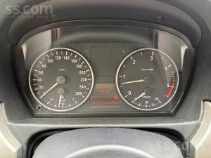 Pelēks BMW 325 2007 Jelgava, ar dzinēja tilpumu 3.00 L un nobraukumu 291 tūkst. km par 5250 €, foto 14 vietnē AUTOMOTO.COM.LV