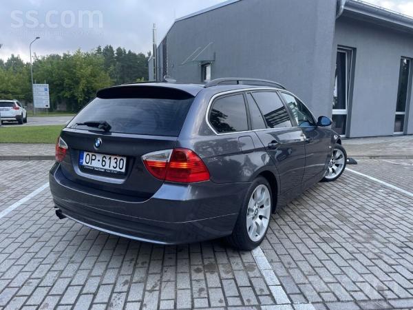 Grey BMW 325 2007 in Jurmala, with an engine capacity of 3.00 L and mileage of 376 thousand km for 4450 €, photo 3 on AUTOMOTO.COM.LV