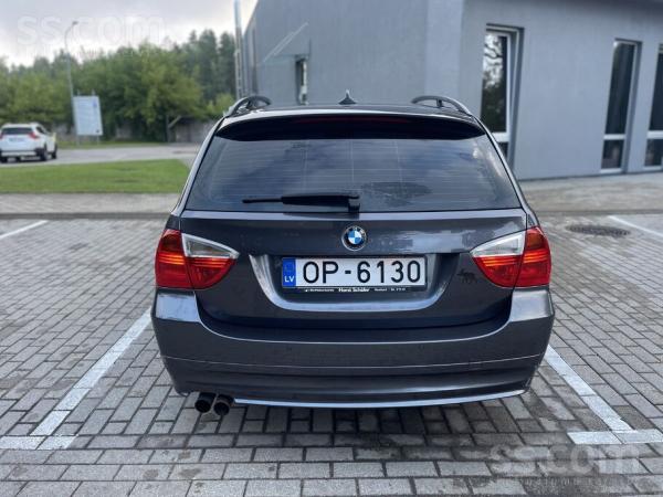Grey BMW 325 2007 in Jurmala, with an engine capacity of 3.00 L and mileage of 376 thousand km for 4450 €, photo 5 on AUTOMOTO.COM.LV