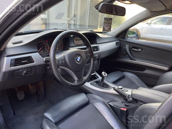 Grey BMW 325 2007 in Jurmala, with an engine capacity of 3.00 L and mileage of 376 thousand km for 4450 €, photo 7 on AUTOMOTO.COM.LV