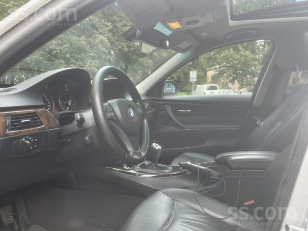 Pelēks BMW 325 2007 Rīga, ar dzinēja tilpumu 3.00 L un nobraukumu 370 tūkst. km par 5000 €, foto 6 vietnē AUTOMOTO.COM.LV