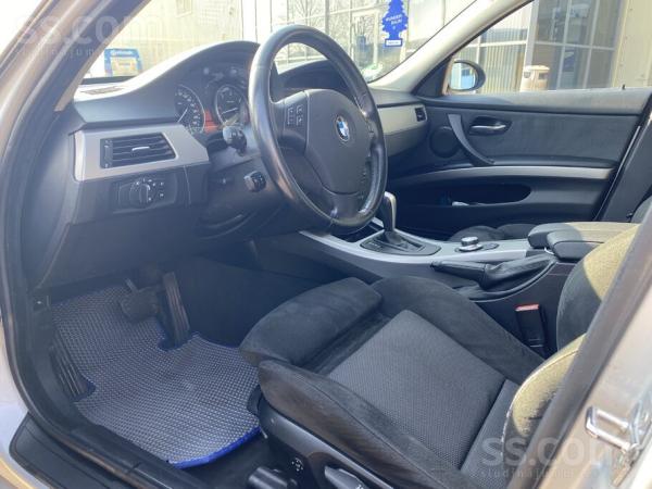 Pelēks BMW 325 2008 Jūrmala, ar dzinēja tilpumu 3.00 L un nobraukumu 302 tūkst. km par 5150 €, foto 5 vietnē AUTOMOTO.COM.LV