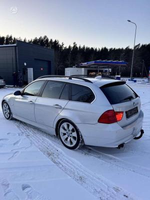 Grey BMW 325 2008 in Anyksciai, with an engine capacity of 2.99 L and mileage of 283 thousand km for 4250 €, photo 5 on AUTOMOTO.COM.LV