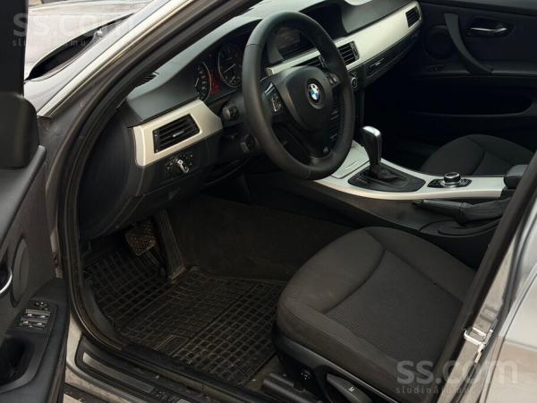 Pelēks BMW 325 2008 Rīga, ar dzinēja tilpumu 3.00 L un nobraukumu 328 tūkst. km par 4880 €, foto 7 vietnē AUTOMOTO.COM.LV