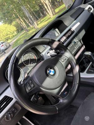Grey BMW 325 2008 in Druskininkai, with an engine capacity of 2.99 L and mileage of 328 thousand km for 5900 €, photo 8 on AUTOMOTO.COM.LV