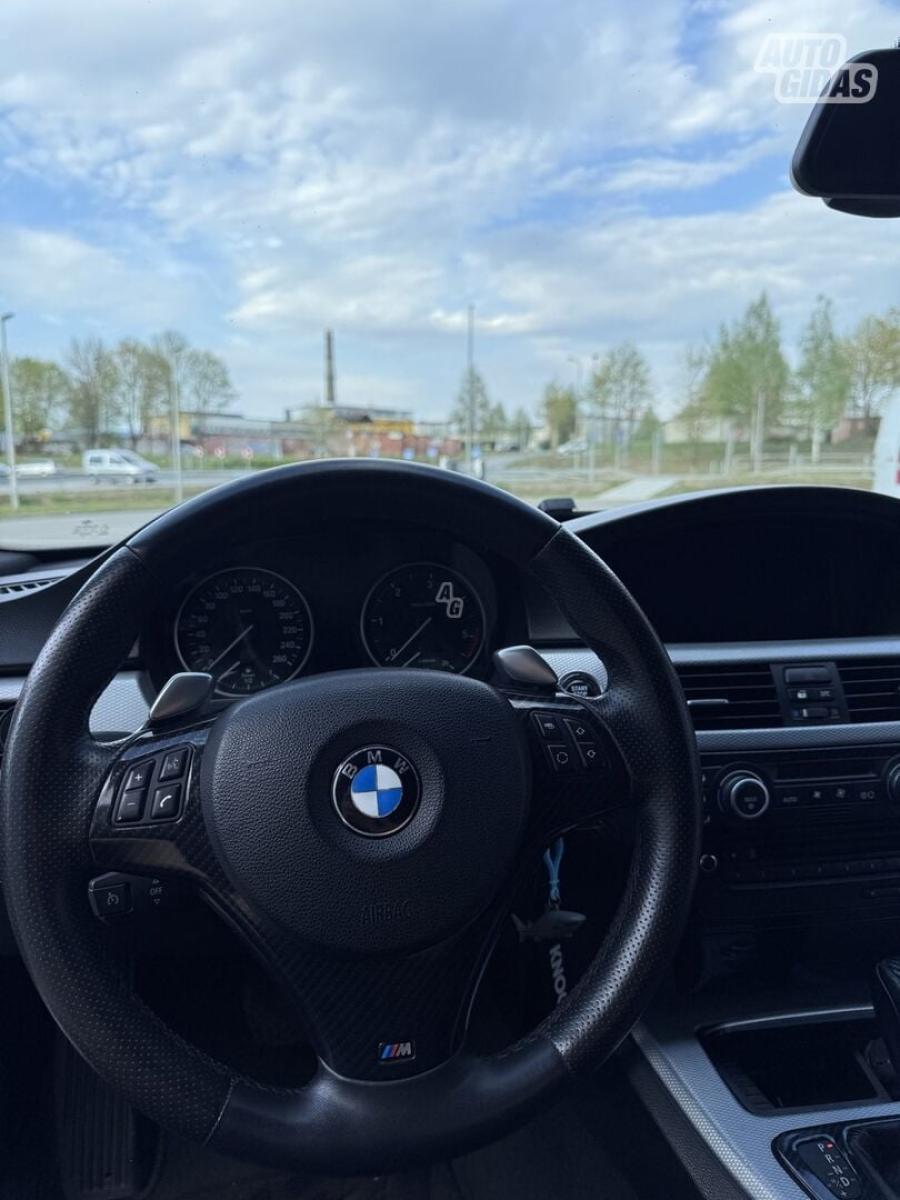 Pelēks BMW 325 2009 Alīta, ar dzinēja tilpumu 3.00 L un nobraukumu 348 tūkst. km par 6000 €, foto 8 vietnē AUTOMOTO.COM.LV