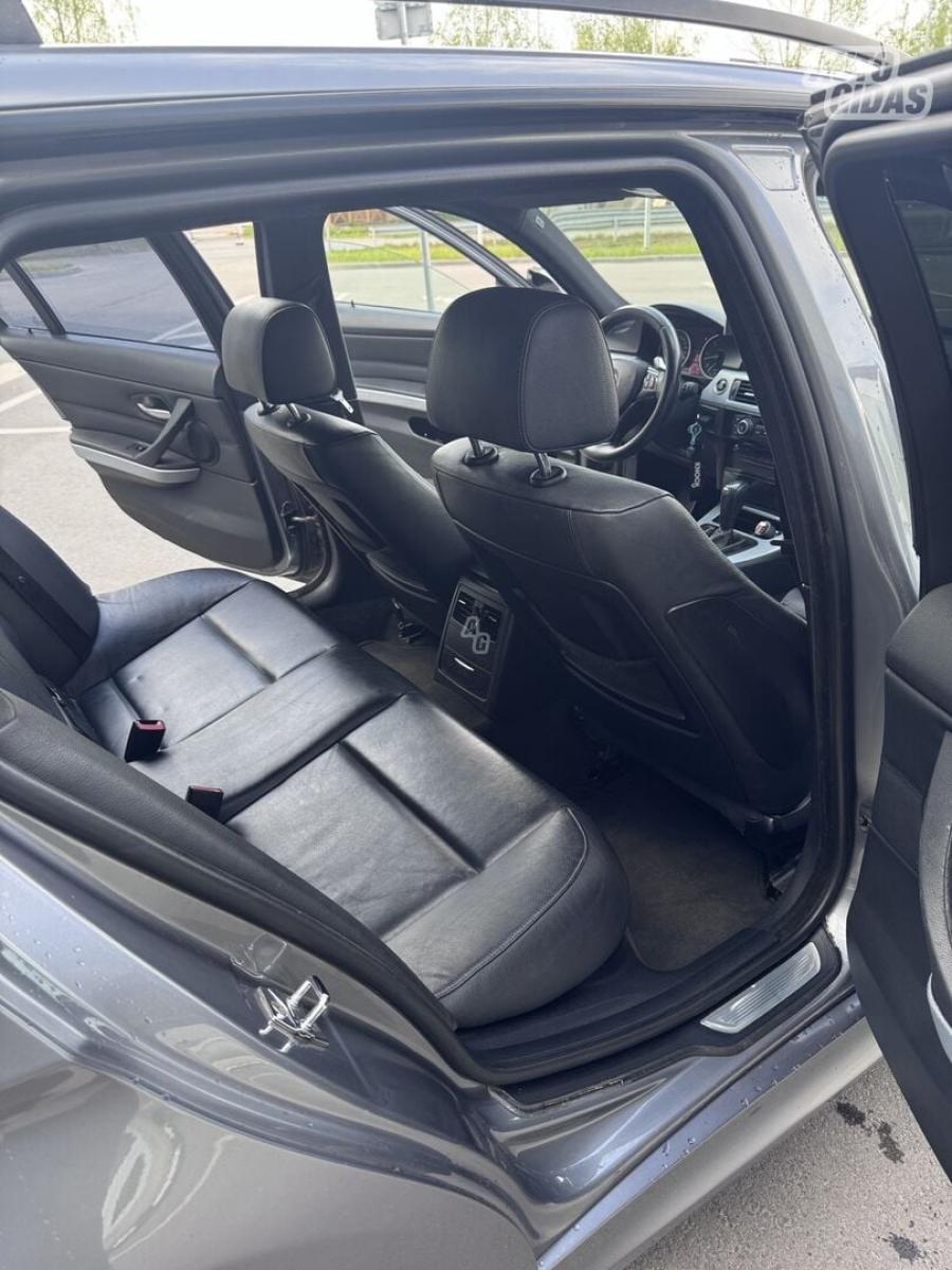 Pelēks BMW 325 2009 Alīta, ar dzinēja tilpumu 3.00 L un nobraukumu 348 tūkst. km par 6000 €, foto 9 vietnē AUTOMOTO.COM.LV