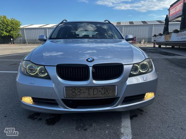 Grey BMW 325 2009 in Kaunas, with an engine capacity of 3.00 L and mileage of 240 thousand km for 3200 €, photo 3 on AUTOMOTO.COM.LV