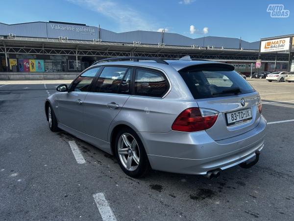 Grey BMW 325 2009 in Kaunas, with an engine capacity of 3.00 L and mileage of 240 thousand km for 3200 €, photo 4 on AUTOMOTO.COM.LV