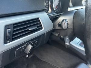 Grey BMW 325 2009 in Kaunas, with an engine capacity of 3.00 L and mileage of 240 thousand km for 3200 €, photo 12 on AUTOMOTO.COM.LV