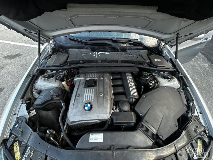 Grey BMW 325 2009 in Kaunas, with an engine capacity of 3.00 L and mileage of 240 thousand km for 3200 €, photo 15 on AUTOMOTO.COM.LV