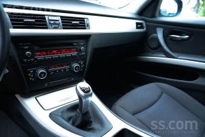 Pelēks BMW 325 2009 Rīga, ar dzinēja tilpumu 3.00 L un nobraukumu 372 tūkst. km par 5190 €, foto 8 vietnē AUTOMOTO.COM.LV