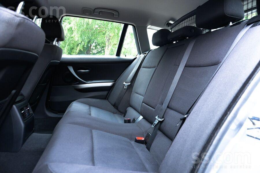 Pelēks BMW 325 2009 Rīga, ar dzinēja tilpumu 3.00 L un nobraukumu 372 tūkst. km par 5190 €, foto 14 vietnē AUTOMOTO.COM.LV