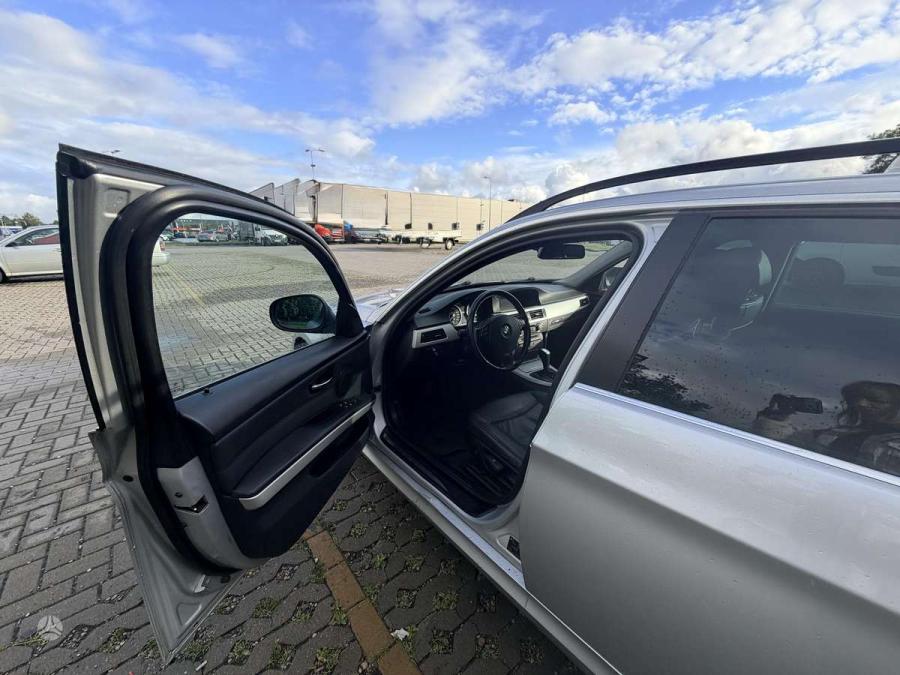 Pelēks BMW 325 2009 Viļņa, ar dzinēja tilpumu 0.00 L un nobraukumu 334 tūkst. km par 5499 €, foto 8 vietnē AUTOMOTO.COM.LV
