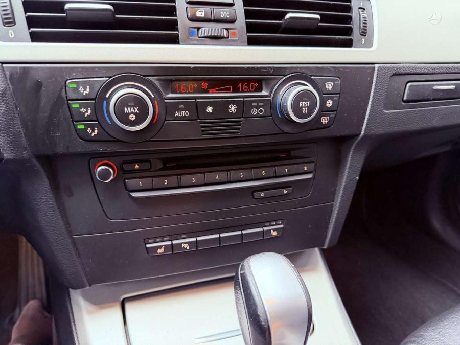 Pelēks BMW 325 2009 Viļņa, ar dzinēja tilpumu 0.00 L un nobraukumu 334 tūkst. km par 5499 €, foto 10 vietnē AUTOMOTO.COM.LV
