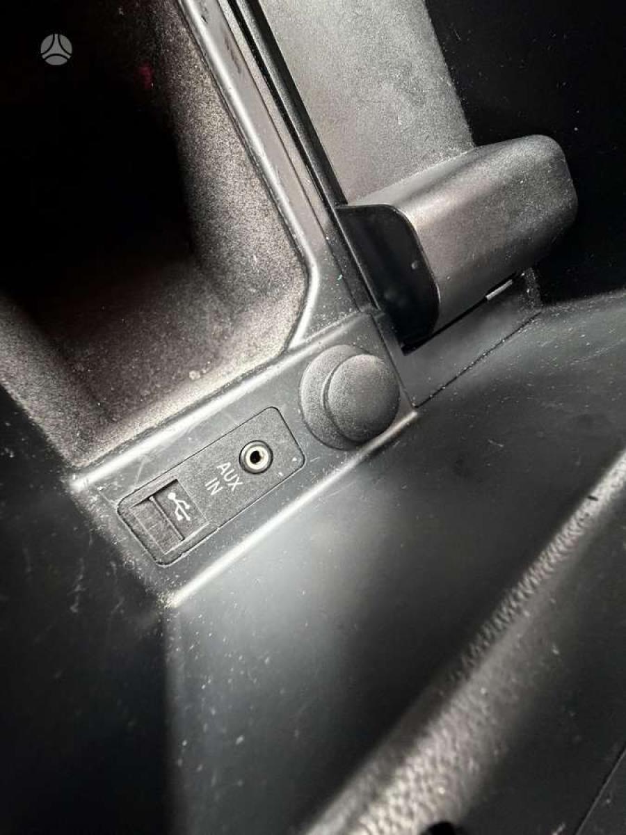 Pelēks BMW 325 2009 Viļņa, ar dzinēja tilpumu 0.00 L un nobraukumu 334 tūkst. km par 5499 €, foto 20 vietnē AUTOMOTO.COM.LV