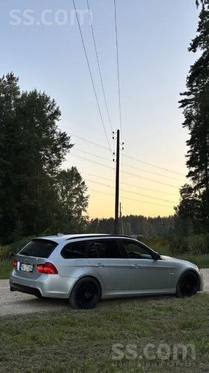 Pelēks BMW 325 2009 Rīga, ar dzinēja tilpumu 3.00 L un nobraukumu 375 tūkst. km par 4400 €, foto 3 vietnē AUTOMOTO.COM.LV