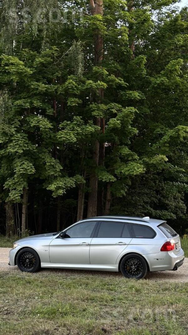 Grey BMW 325 2009 in Riga, with an engine capacity of 3.00 L and mileage of 375 thousand km for 4400 €, photo 5 on AUTOMOTO.COM.LV