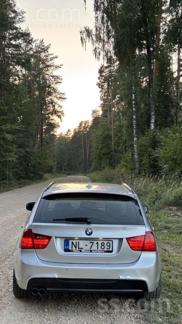 Grey BMW 325 2009 in Riga, with an engine capacity of 3.00 L and mileage of 375 thousand km for 4400 €, photo 6 on AUTOMOTO.COM.LV