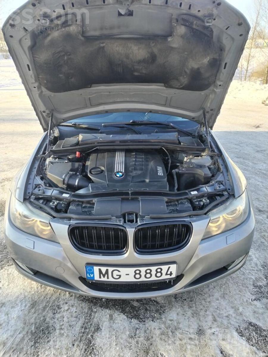 Pelēks BMW 325 2010 Rīga, ar dzinēja tilpumu 3.00 L un nobraukumu 370 tūkst. km par 4250 €, foto 4 vietnē AUTOMOTO.COM.LV