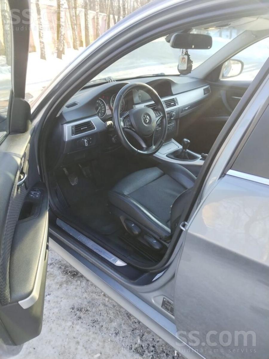 Pelēks BMW 325 2010 Rīga, ar dzinēja tilpumu 3.00 L un nobraukumu 370 tūkst. km par 4250 €, foto 15 vietnē AUTOMOTO.COM.LV