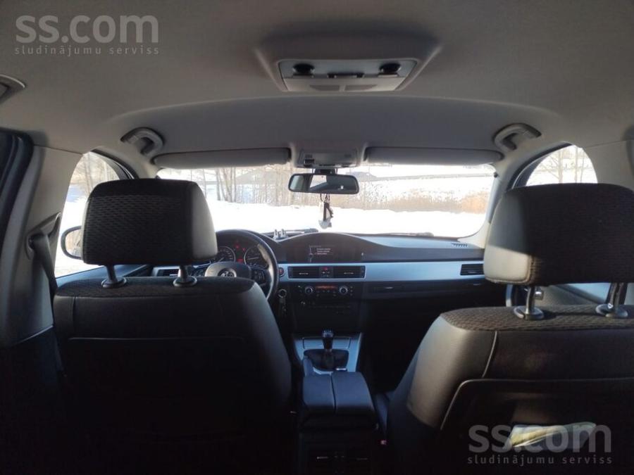 Pelēks BMW 325 2010 Rīga, ar dzinēja tilpumu 3.00 L un nobraukumu 370 tūkst. km par 4250 €, foto 17 vietnē AUTOMOTO.COM.LV