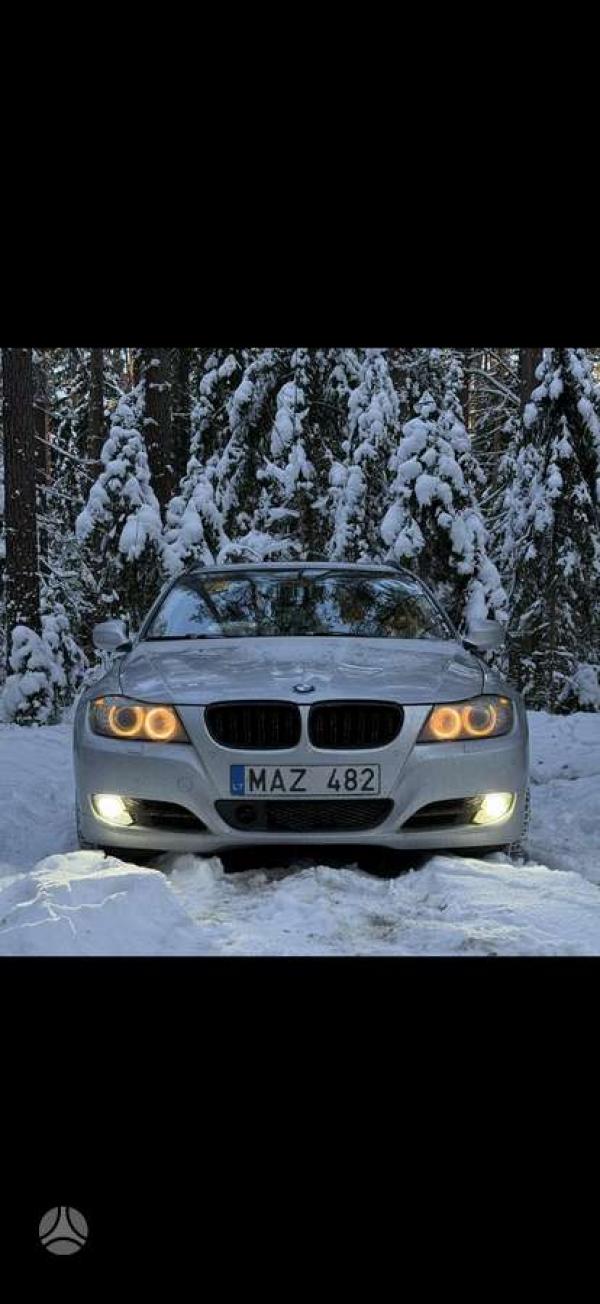 Grey BMW 325 2010 in Panevezys, with an engine capacity of 3.00 L and mileage of 418 thousand km for 5000 €, photo 1 on AUTOMOTO.COM.LV
