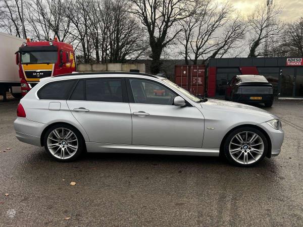 Grey BMW 325 2011 in Ukmerge, with an engine capacity of 2.99 L and mileage of 430 thousand km for 4750 €, photo 7 on AUTOMOTO.COM.LV