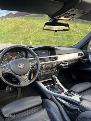 Pelēks BMW 325 2011 Tallina, ar dzinēja tilpumu 2.50 L un nobraukumu 304 tūkst. km par 6999 €, foto 24 vietnē AUTOMOTO.COM.LV
