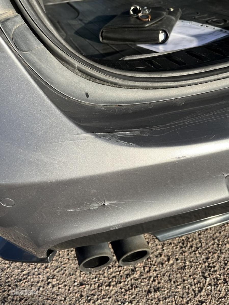 Pelēks BMW 325 2011 Tallina, ar dzinēja tilpumu 2.50 L un nobraukumu 304 tūkst. km par 6999 €, foto 27 vietnē AUTOMOTO.COM.LV