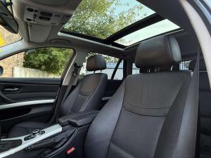 Grey BMW 325 2011 in Kedainiai, with an engine capacity of 3.00 L and mileage of 327 thousand km for 5599 €, photo 17 on AUTOMOTO.COM.LV