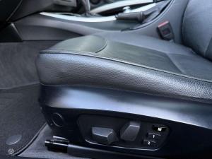 Grey BMW 325 2011 in Kedainiai, with an engine capacity of 3.00 L and mileage of 327 thousand km for 5599 €, photo 18 on AUTOMOTO.COM.LV