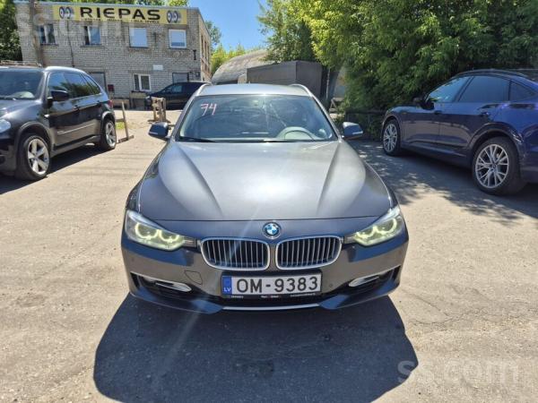 Grey BMW 325 2013 in Riga, with an engine capacity of 2.00 L and mileage of 298 thousand km for 8990 €, photo 3 on AUTOMOTO.COM.LV