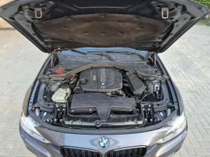 Pelēks BMW 325 2014 Viļņa, ar dzinēja tilpumu 2.00 L un nobraukumu 320 tūkst. km par 9450 €, foto 22 vietnē AUTOMOTO.COM.LV
