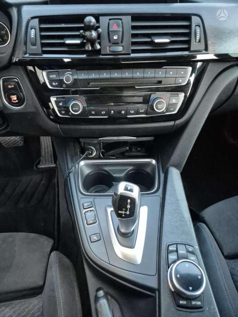 Pelēks BMW 325 2014 Viļņa, ar dzinēja tilpumu 2.00 L un nobraukumu 320 tūkst. km par 9450 €, foto 29 vietnē AUTOMOTO.COM.LV