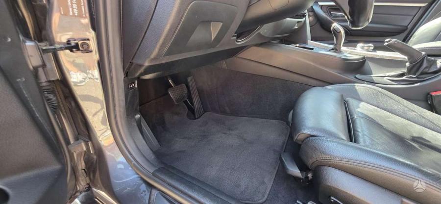 Grey BMW 325 2017 in Kaunas, with an engine capacity of 2.00 L and mileage of 193 thousand km for 13900 €, photo 14 on AUTOMOTO.COM.LV