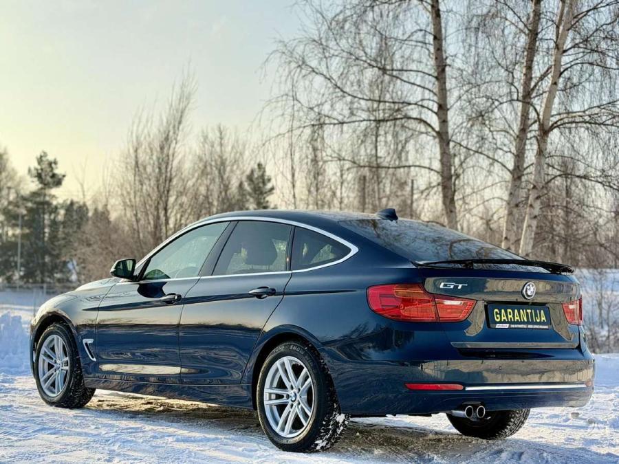 BMW 325 2015 in Siauliai, with an engine capacity of 2.00 L and mileage of 293 thousand km for 13950 €, photo 3 on AUTOMOTO.COM.LV