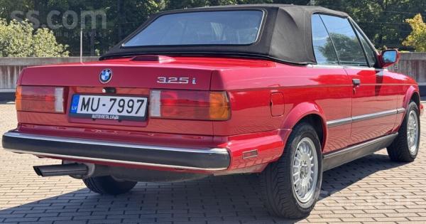 Sarkans BMW 325 1988 Rīga, ar dzinēja tilpumu 2.50 L un nobraukumu 97 tūkst. km par 21500 €, foto 4 vietnē AUTOMOTO.COM.LV
